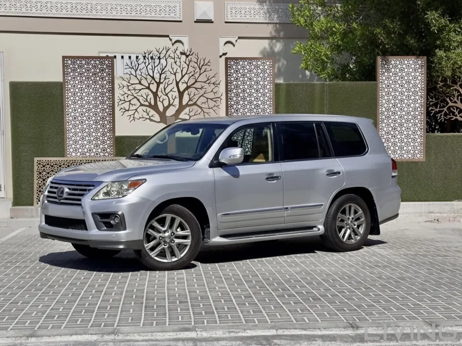 Lexus LX 570 S – 2015 Edition | Low Mileage Luxury