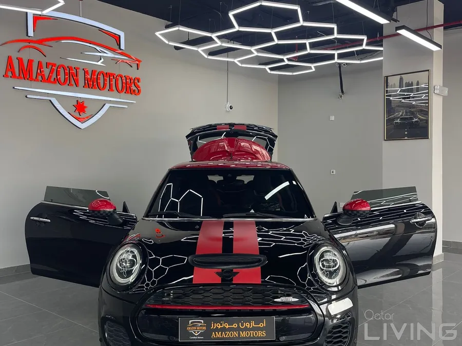 Mini Cooper JCW 2019 model