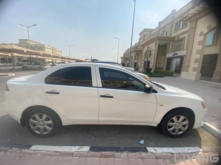 Mitsubishi Lancer (Good Condition)