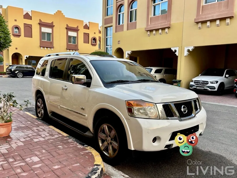 Nellie the Mighty Nissan Armada 2012 💪