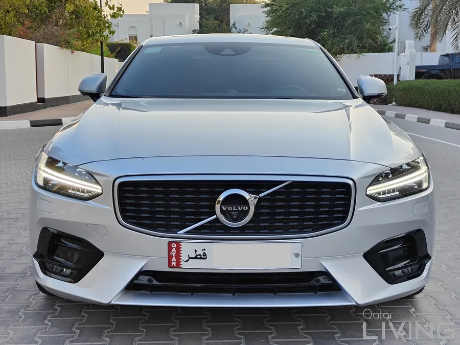 Unique 2018 Volvo S90 R-Design (full option)